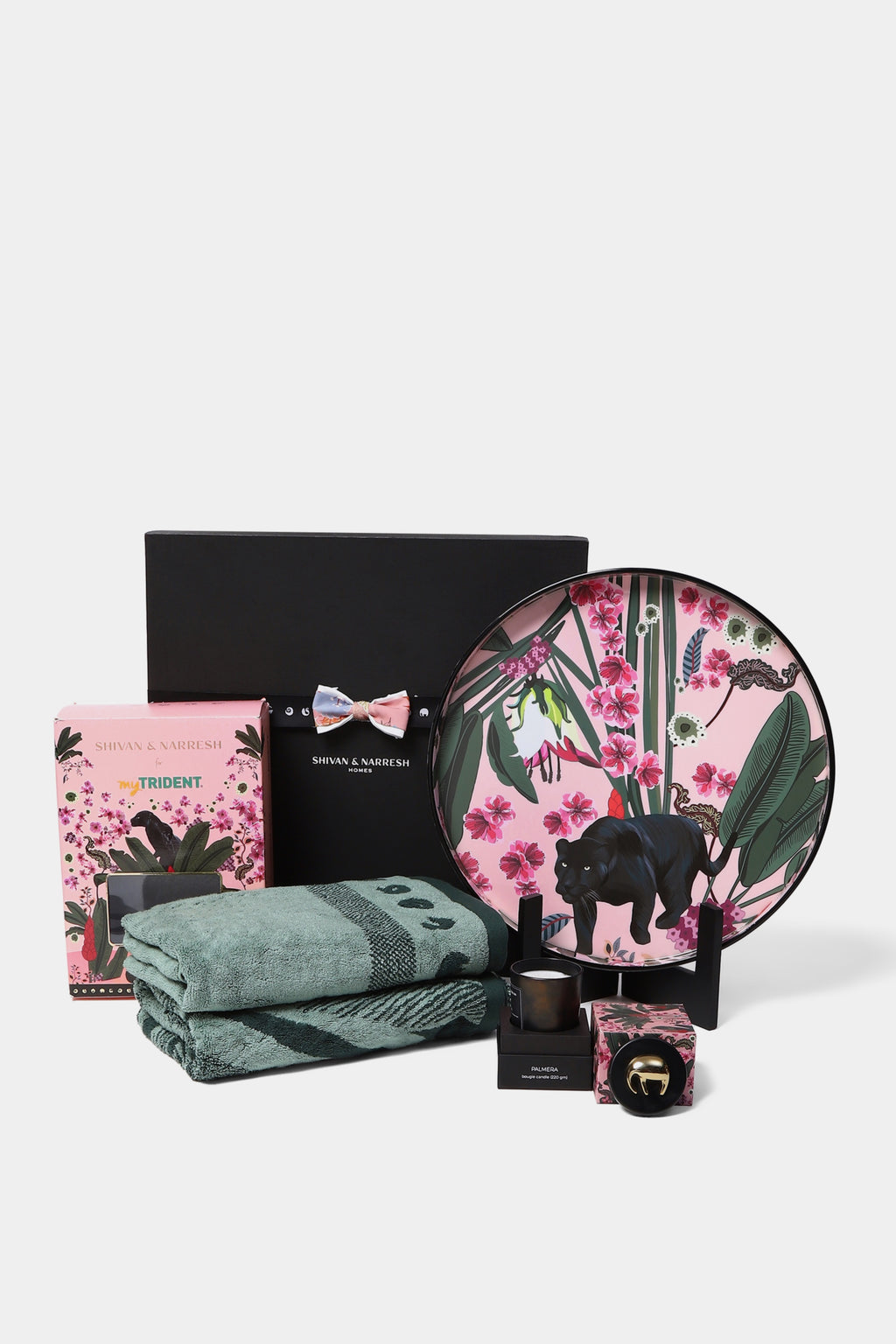 Palmera Exquisite Gift Set available only at Shivan and Narresh ...